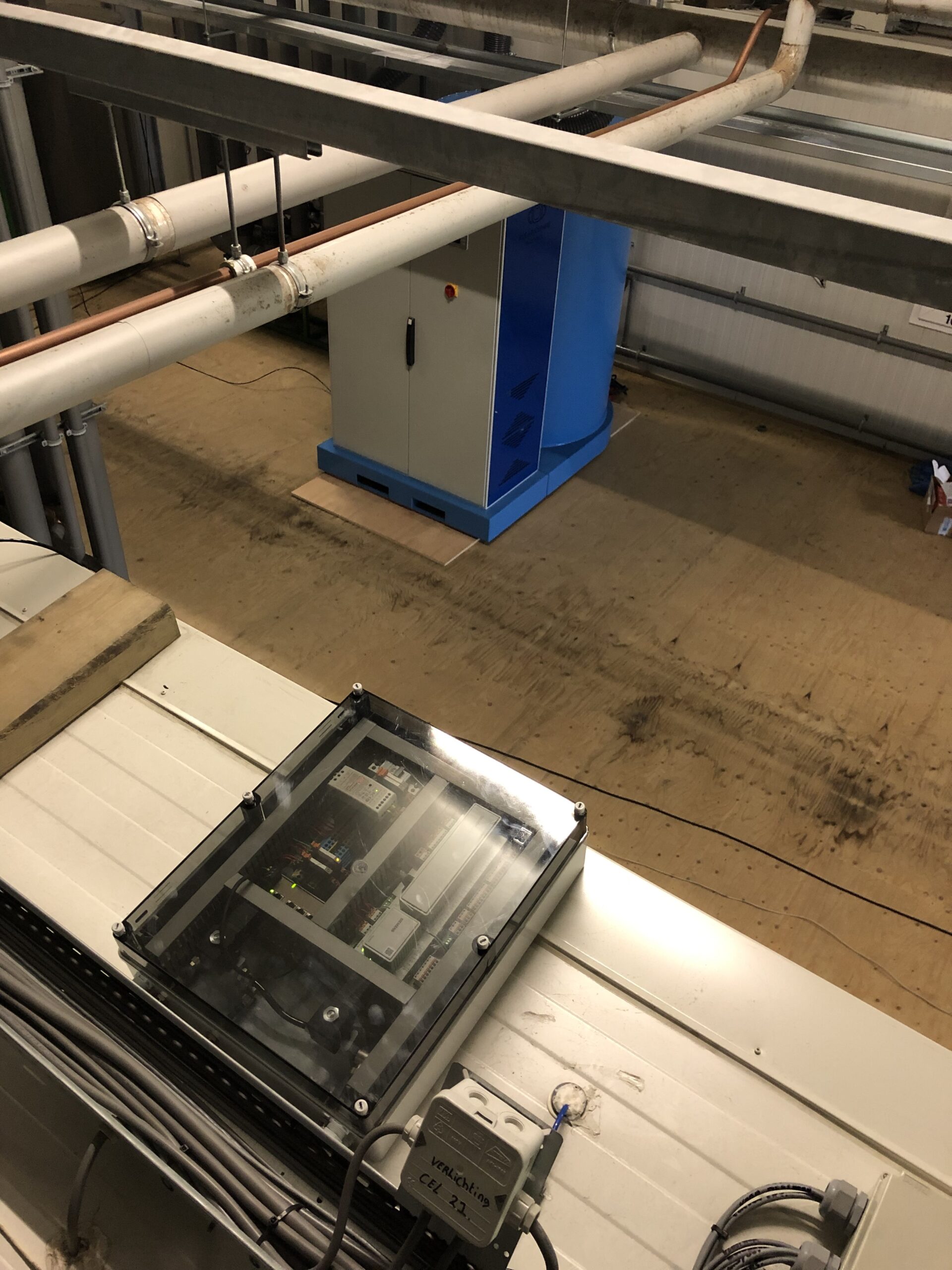 The Blue Atmosphere control system: modular and decentralized - Blue ...